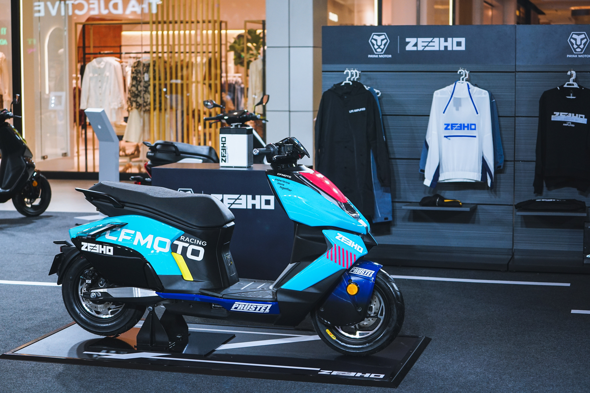 About ZEEHO News